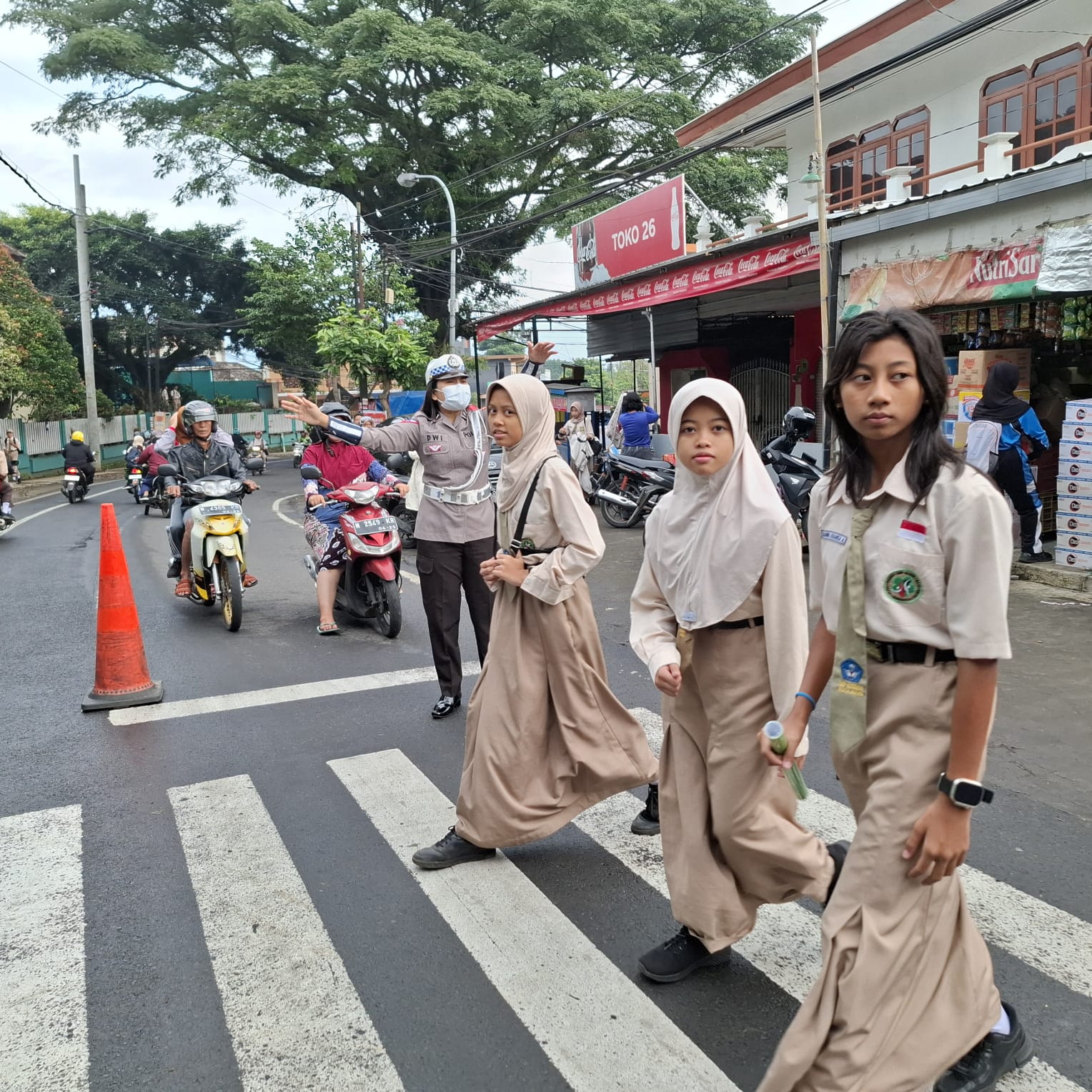 Polantas Gelar Pengaturan Lalu Lintas dalam Rangka Operasi Keselamatan 2025 - Tribratanews ...